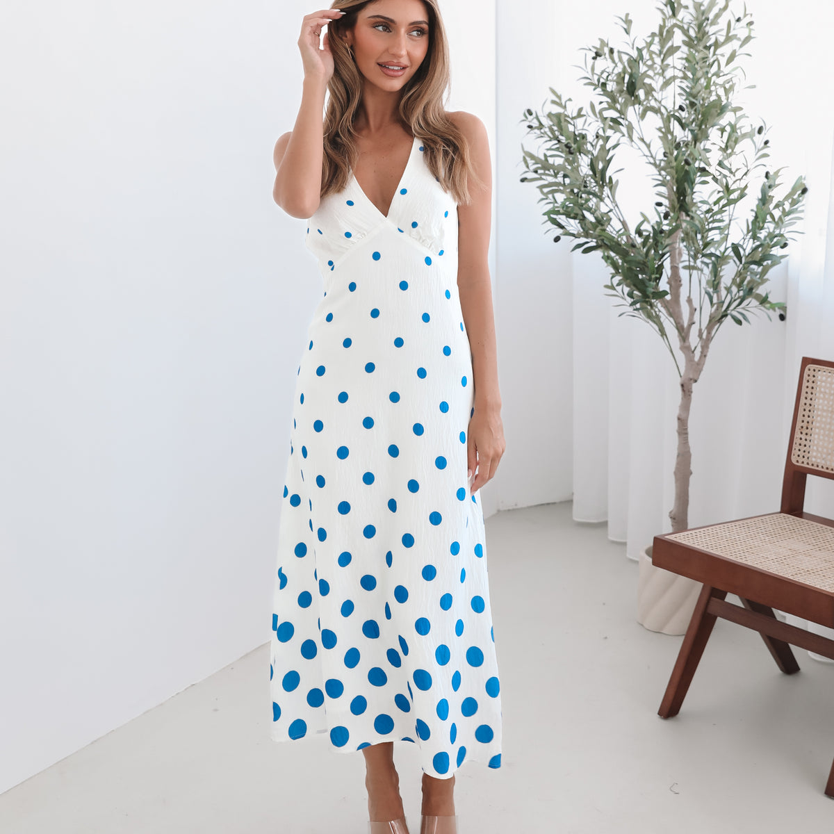 Esther & Co. Fiorenza Dress - Blue Spot – ESTHER & CO.